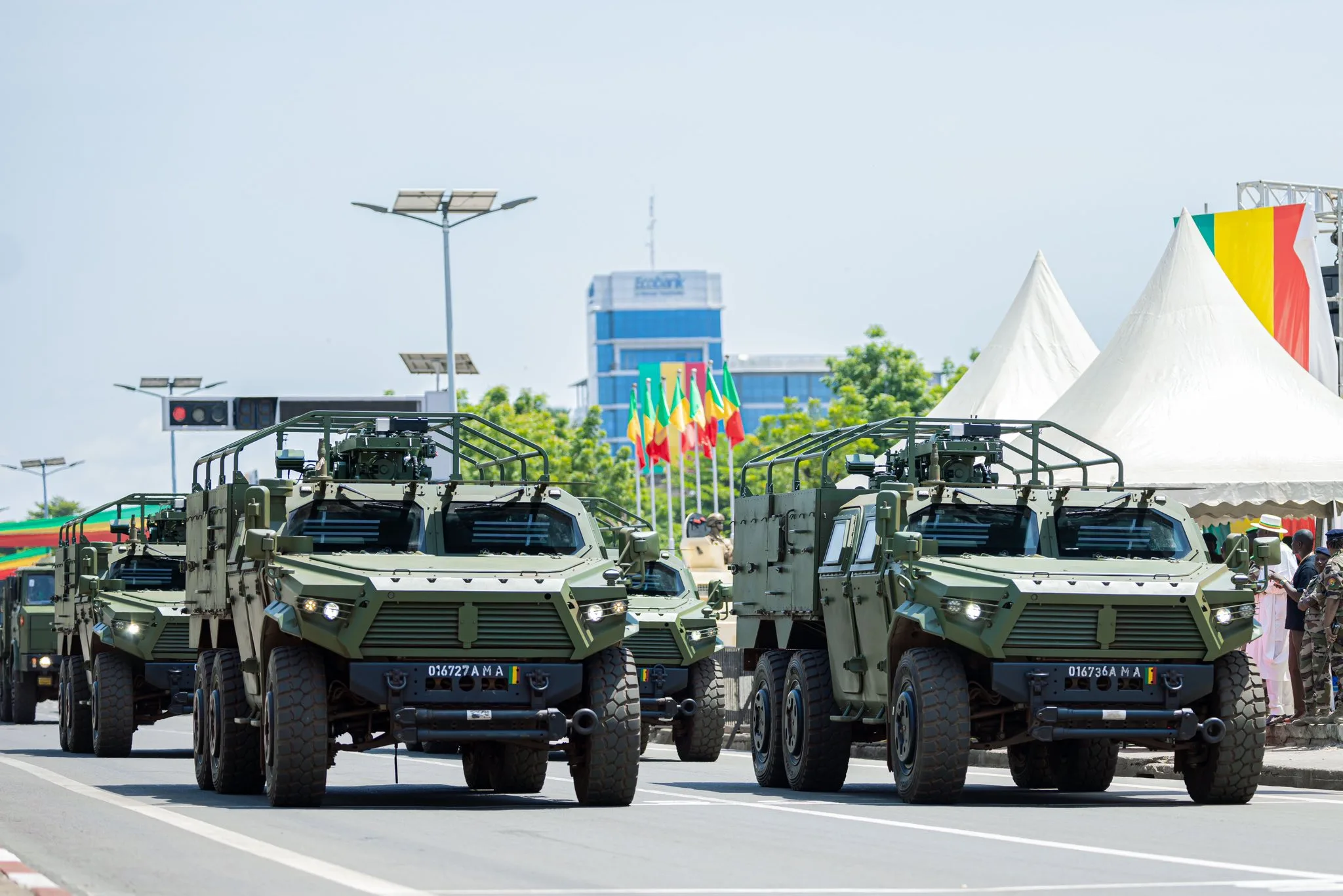 Le défilé de la fête nationale du Mali met en lumière la coopération ...